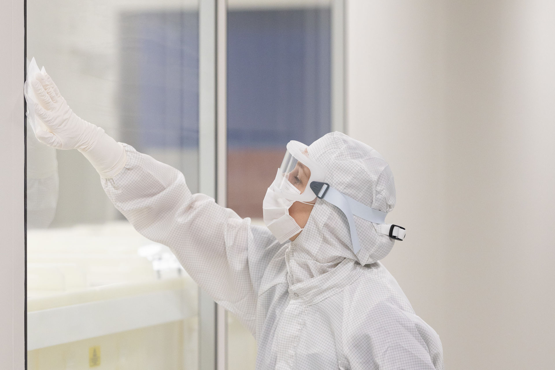 The five biggest pitfalls in cleanroom cleaning | Tru Global Solutions