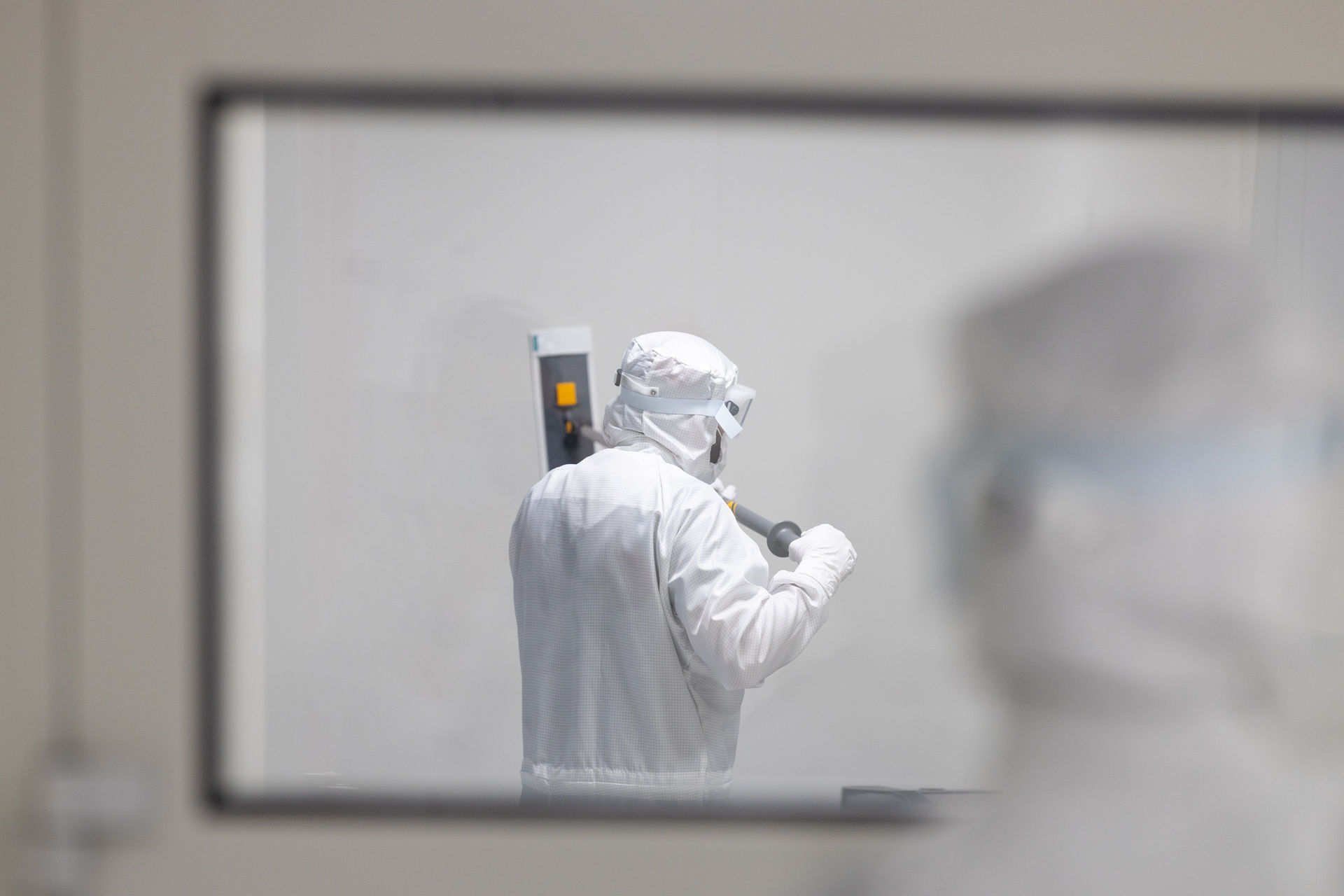 Precision cleaning and disinfection for an impeccable cleanroom | Tru ...