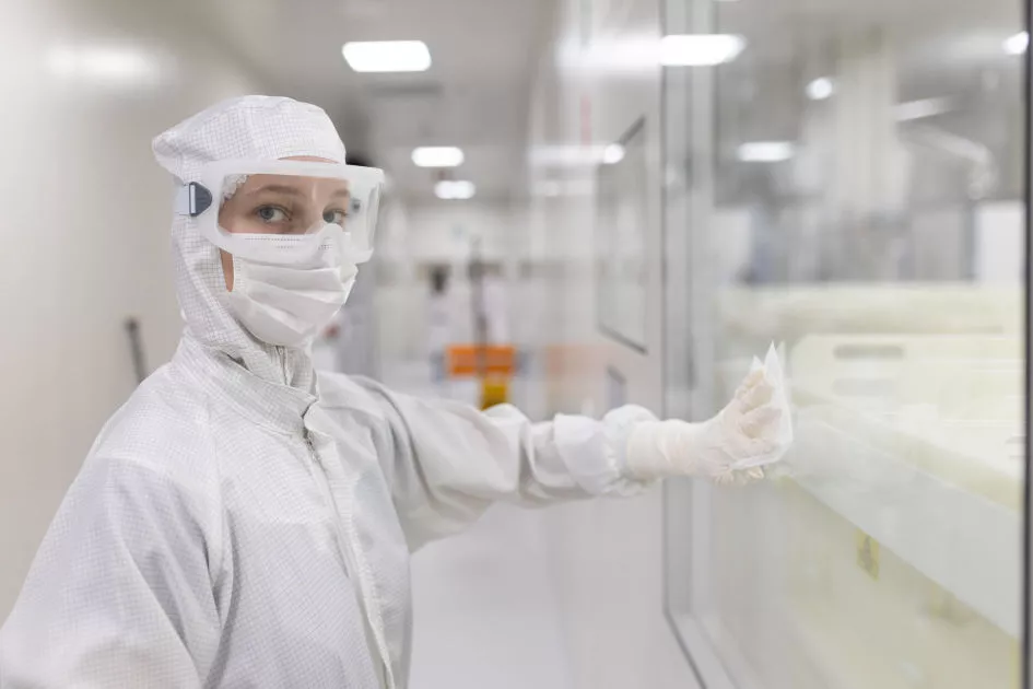 Experts in cleanroom cleaning | Tru Global Solutions